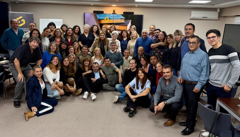 El programa "Transformar la Secundaria" sumó una nueva capacitación - Radio Municipal Ullum